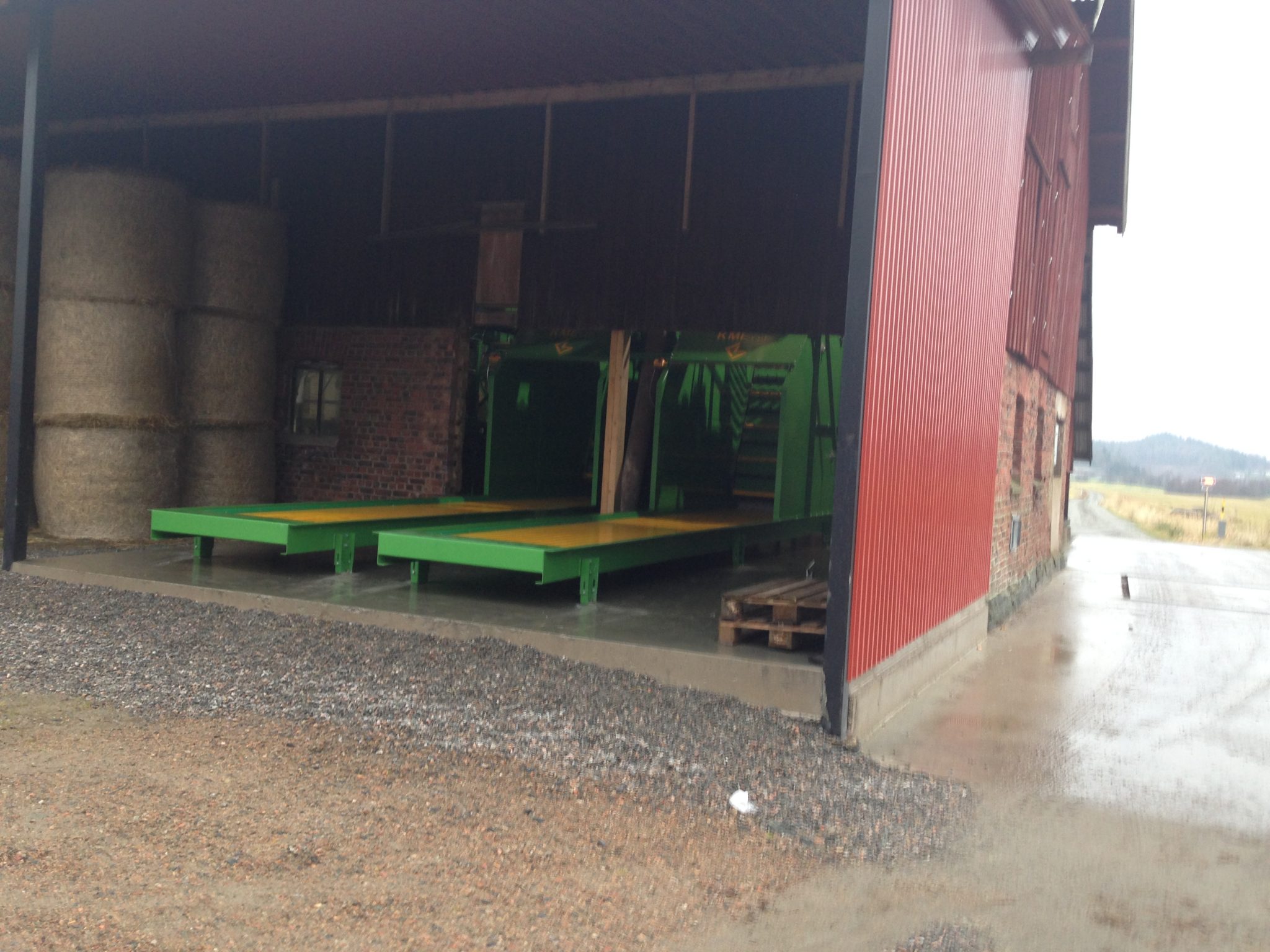 Haylage packing system into Sweden - KME Ltd